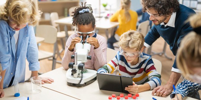 Defined | Connecting Classrooms to Careers through Deeper Learning